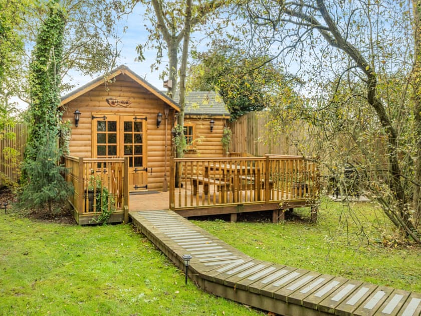 Piggles Retreat- Bear house in Cambridge | Cottages.com