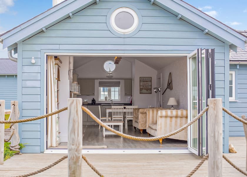 6 Berth Indulgent Beach House - The Bay Filey - Lodges - Book Online ...