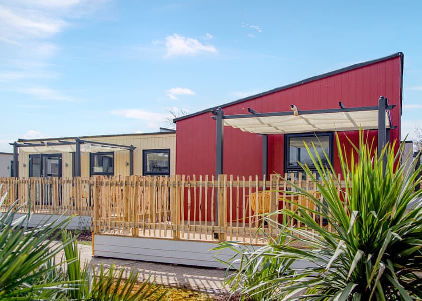 Medmerry Park in Chichester - Lodges - Book Online - Hoseasons