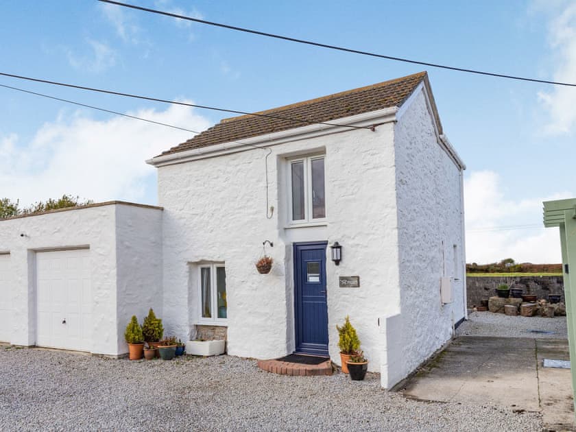 Trewena Cottages - The Pigsty in Mabe Burnthouse, near Penryn, Cornwall ...
