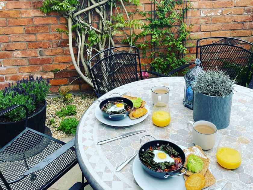 Tythe Cottage (ref UK37459) in Shrewsbury | Hoseasons