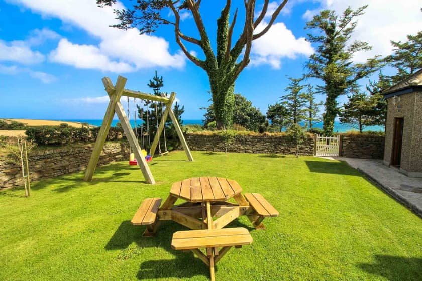 The Engine House (ref CWC11873) in Bohortha near Portscatho | Hoseasons