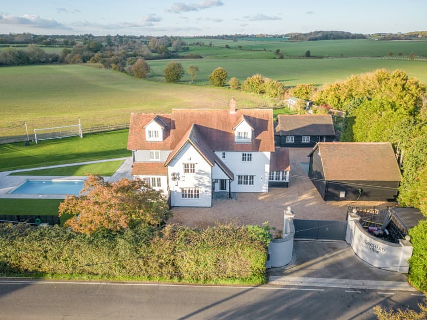 Gallows Green Barns - Orchard View Barn (ref UK43282) in Dunmow ...