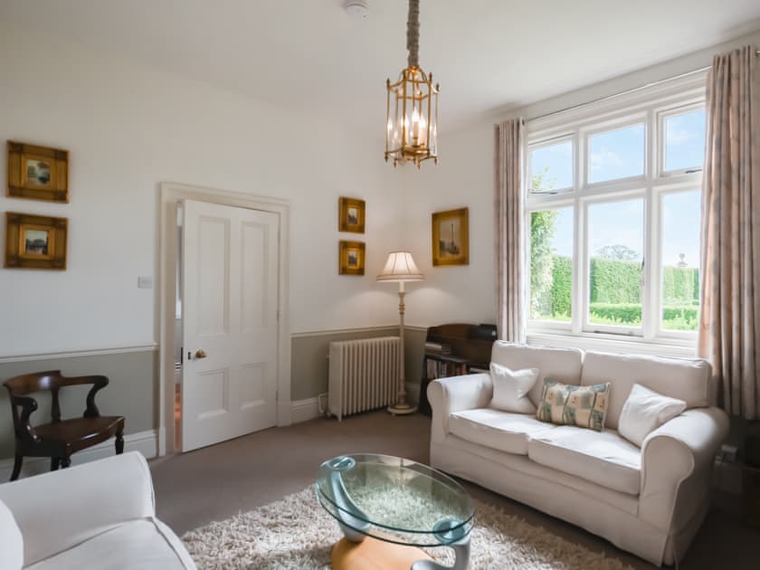 Meeson Hall Retreats - Housekeepers Cottage in Waters Upton, near ...
