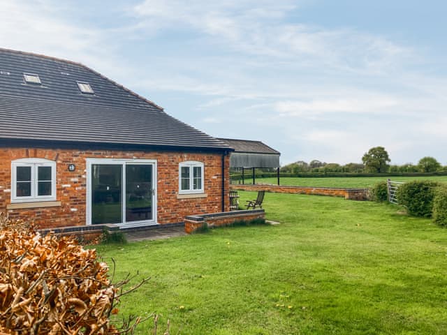 Brook House Farm - Holly Tree Barn in Minshull Vernon, near Nantwich ...