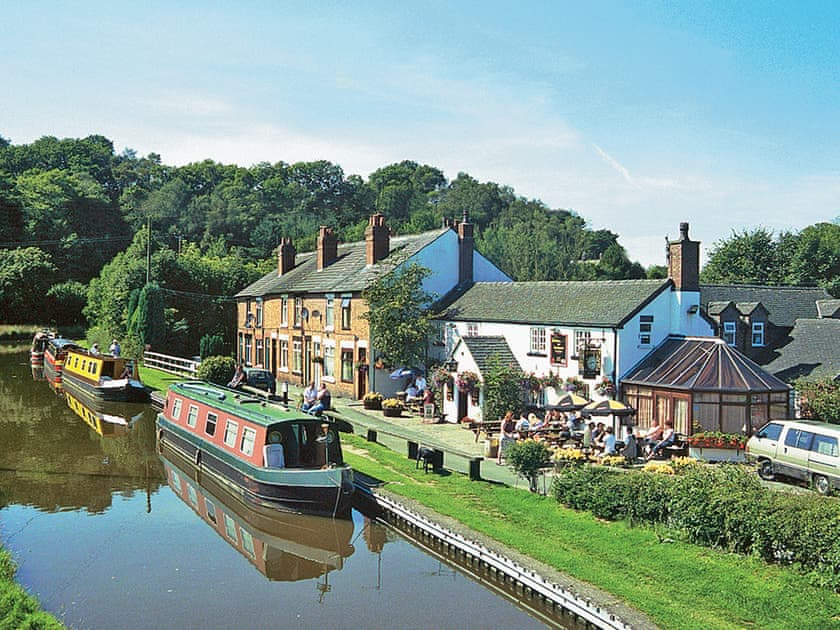 Hollybush Cottage in Denford, near Leek - Book Online - Hoseasons