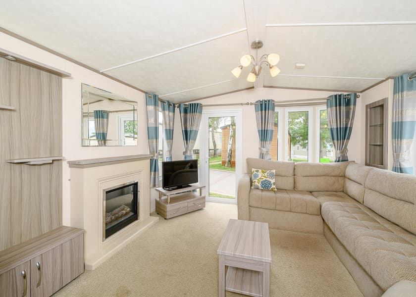 Bronze Willow 2 in Woodbury | Hoseasons
