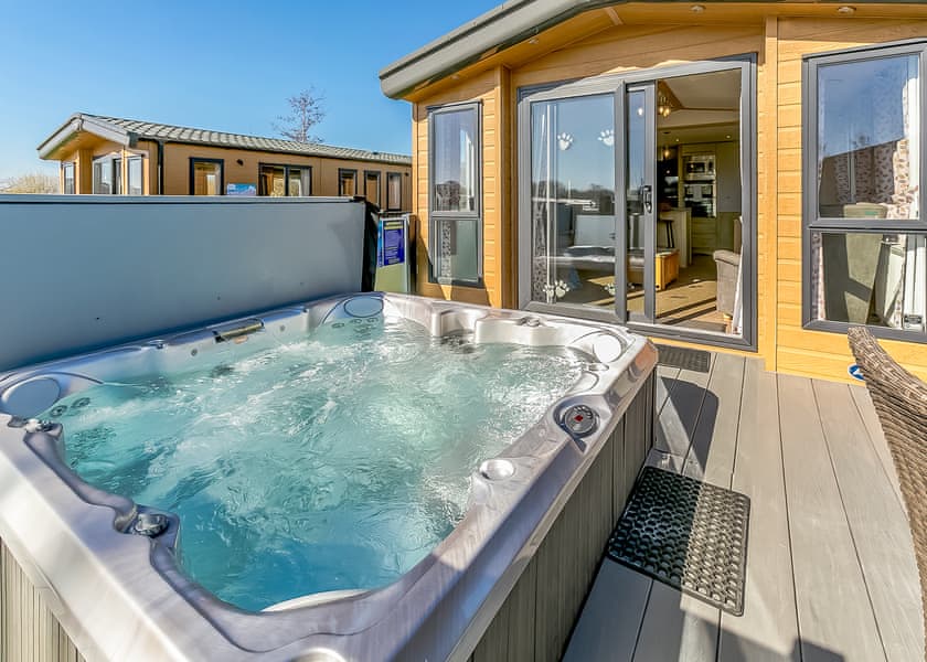 Buddy Explorer Lodge in Clyst St Mary, Nr Exeter | Hoseasons