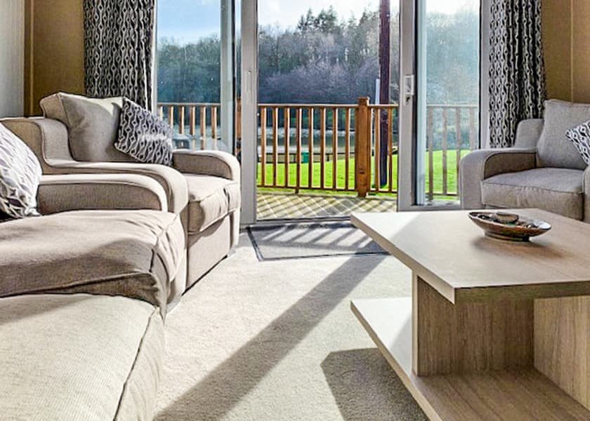 Luxury Holiday Home Hot Tub 4 in Chudleigh, Newton Abbot | Hoseasons