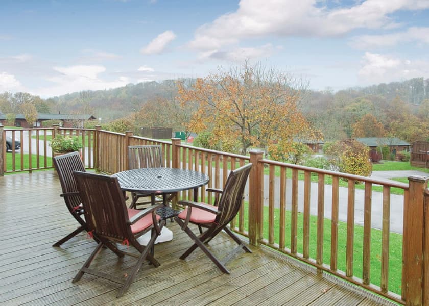 Classic Lodge 4 - Finlake Holiday Resort - Lodges - Book Online - Hoseasons