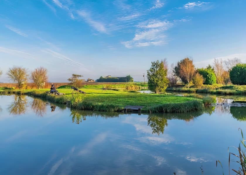 Fenview Lakes in Ely, Cambridgshire | Hoseasons