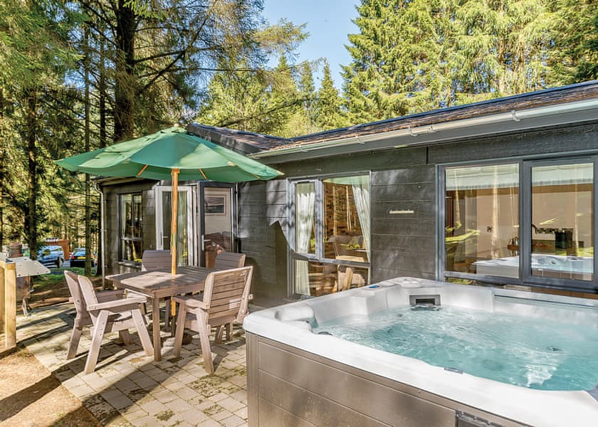 Birch Premier Spa - Kielder Waterside - Lodges - Book Online - Hoseasons