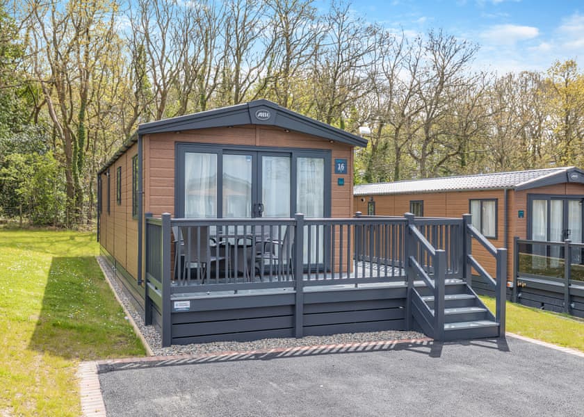 Dinas Pet Friendly in Holywell | Hoseasons