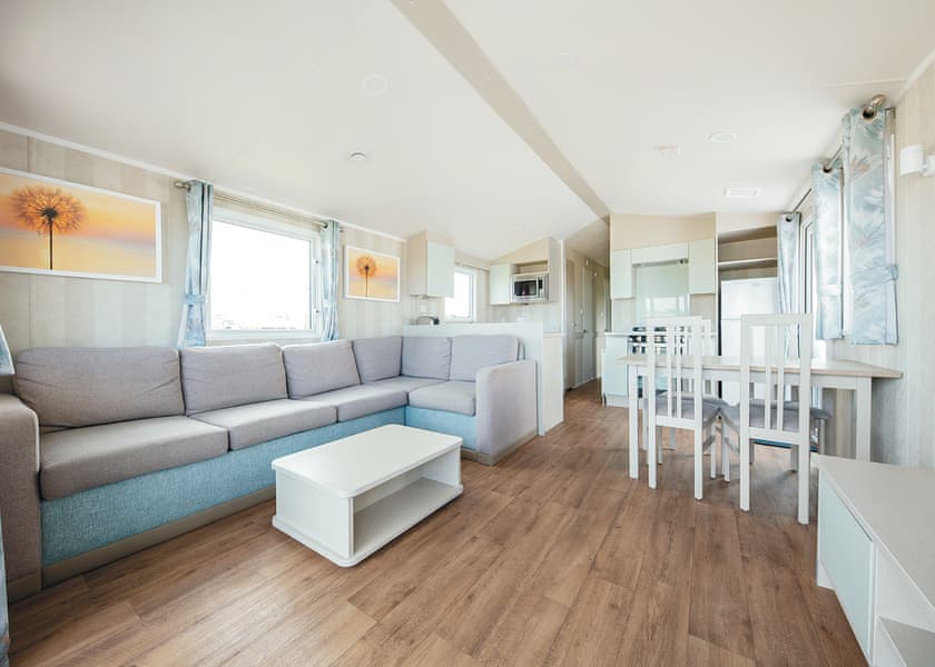 Primrose Valley Bronze 2 Front Row/Sea View in Filey | Hoseasons