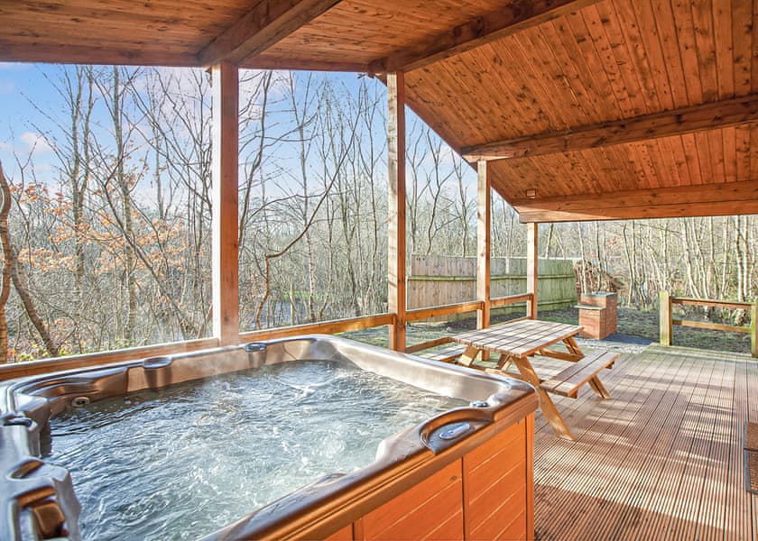 Badger Log Cabin 6 (Pet) in Freehay, Cheadle | Hoseasons