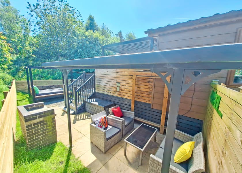 Spa Castaway (Pet Garden) in Raywell, Beverley | Hoseasons