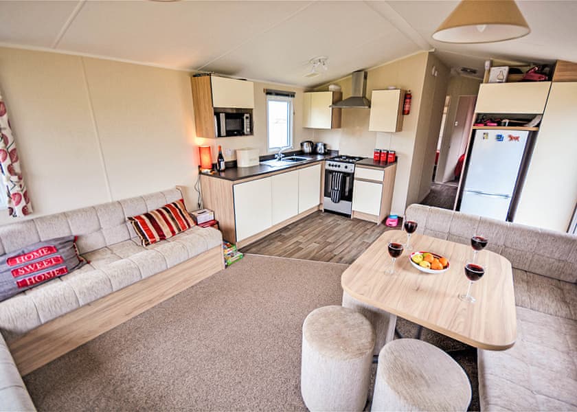Highlander 2 Caravan Gold in Innermessan, Dumfries and Galloway | Hoseasons
