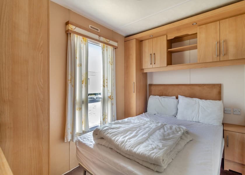 Castaways Oyster 8 - Castaways Holiday Park - Holiday Parks - Book ...