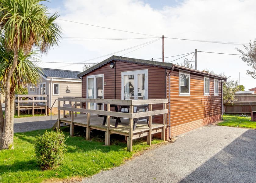 Castaways Lodge - Castaways Holiday Park - Holiday Parks - Book Online ...
