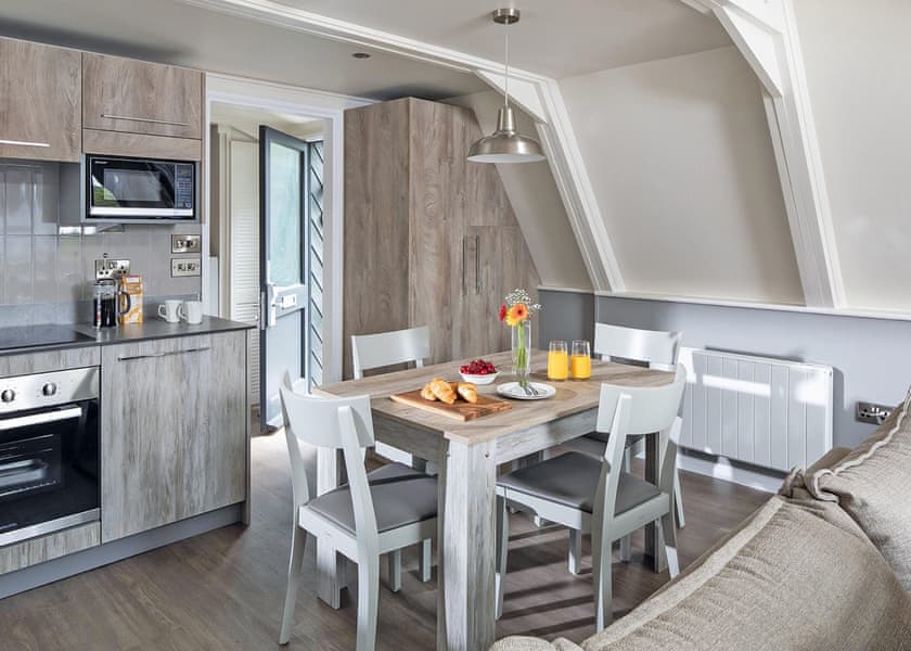 The Gatehouse - Landal Clowance - Lodges - Book Online - Hoseasons
