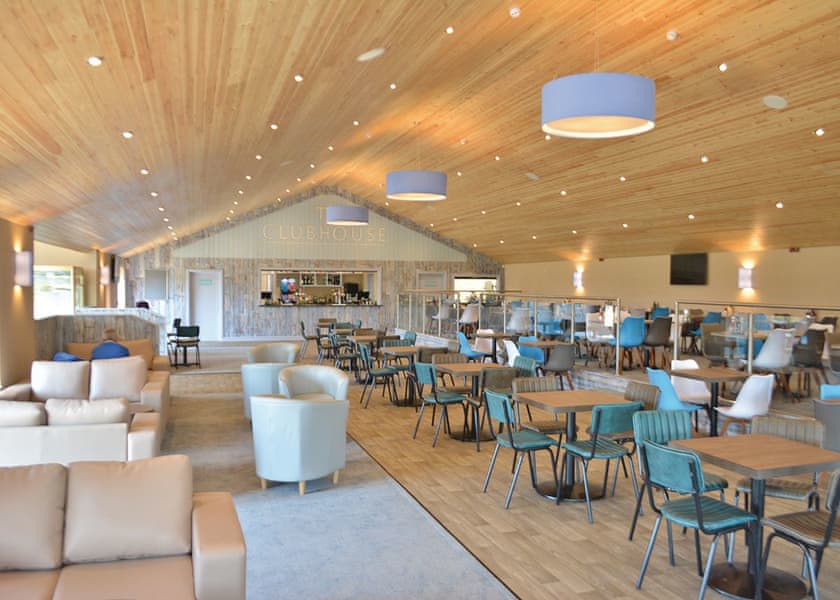 Crealy Theme Park & Resort in Sidmouth, Exeter – Holiday Parks - Book ...