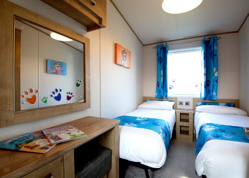 Buddy Explorer Lodge - Crealy Theme Park & Resort - Lodges - Book ...