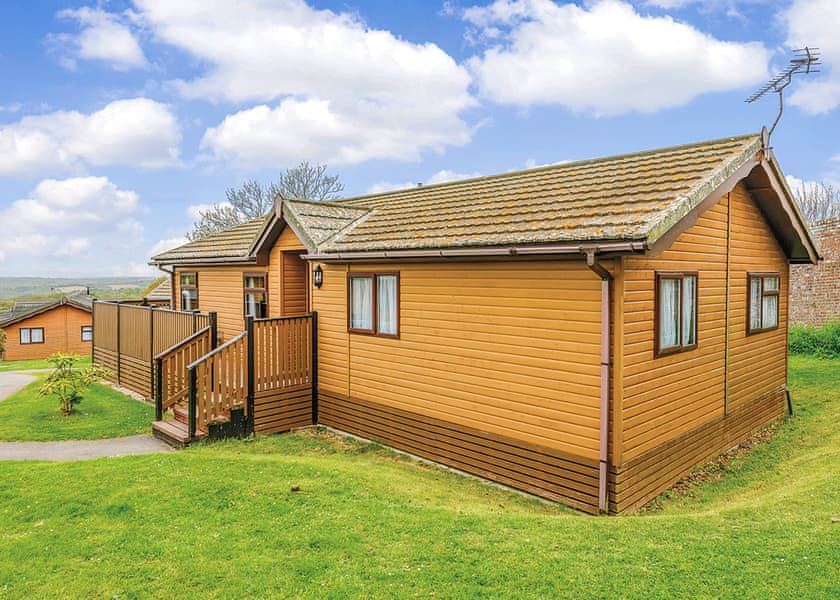 Country - Crowhurst Park Lodges - Lodges - Book Online - Hoseasons