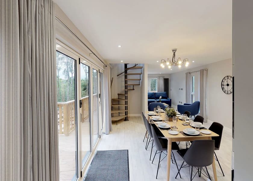 Signature Loft Hot Tub 8 - Finlake Holiday Resort - Lodges - Book ...