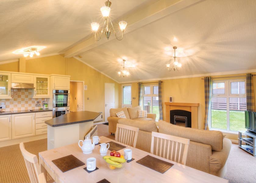 Eagle 2 (Pet) - Hoburne Doublebois - Holiday Parks - Book Online ...