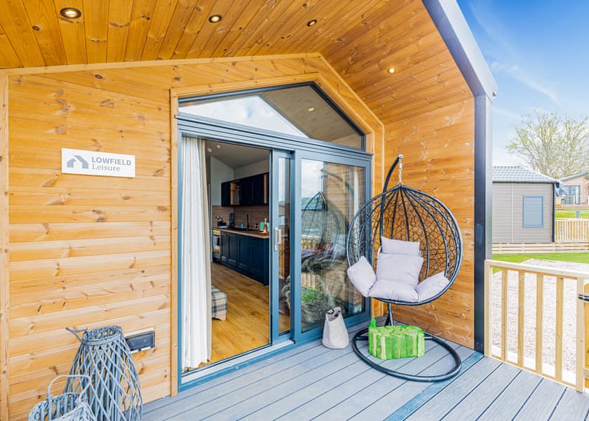 Black Barn Lodge 1 - Love2Stay Mid Wales - Holiday Parks - Book Online ...