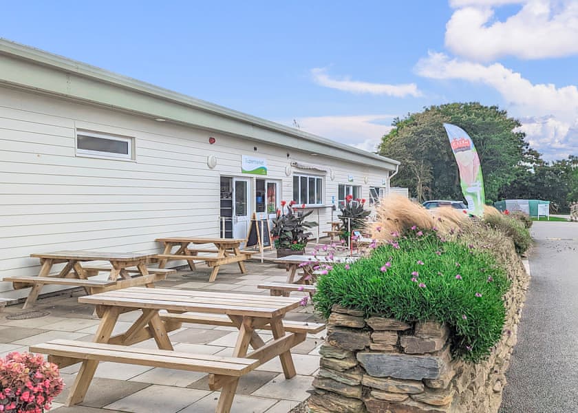 Monkey Tree Holiday Park in Newquay, North Cornwall | Hoseasons