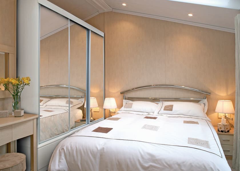 Poldark 3 Bed Lodge - Newquay Holiday Park - Holiday Parks - Book ...