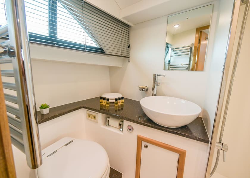 Evita from NYA Private Charter in Brundal, Norfolk - Hoseasons