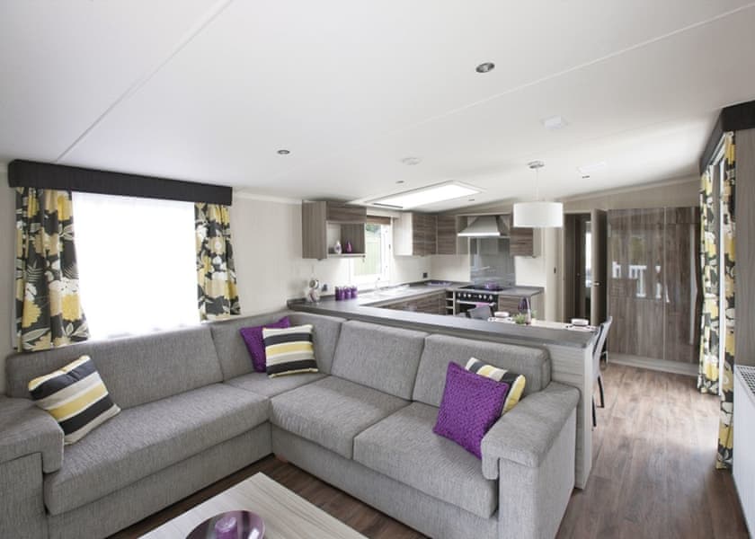 Nodes Point in Ryde – Holiday Parks - Book Online - Hoseasons