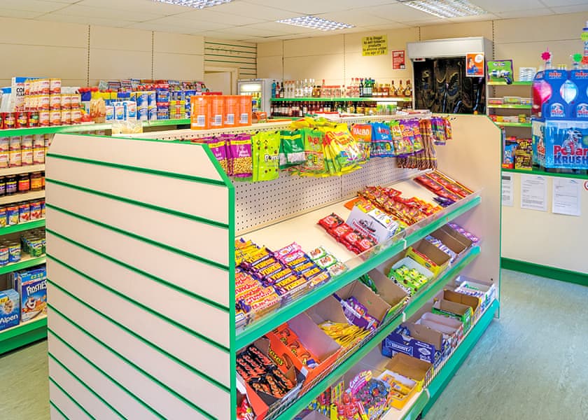 Rosneath Castle Park in Rosneath, Gare Loch, Southern Highlands | Hoseasons