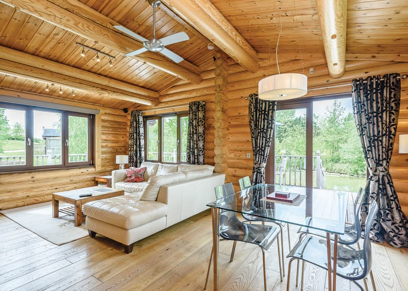 Larch Lodge - Weybread Lakes Lodges - Lodges - Book Online - Hoseasons