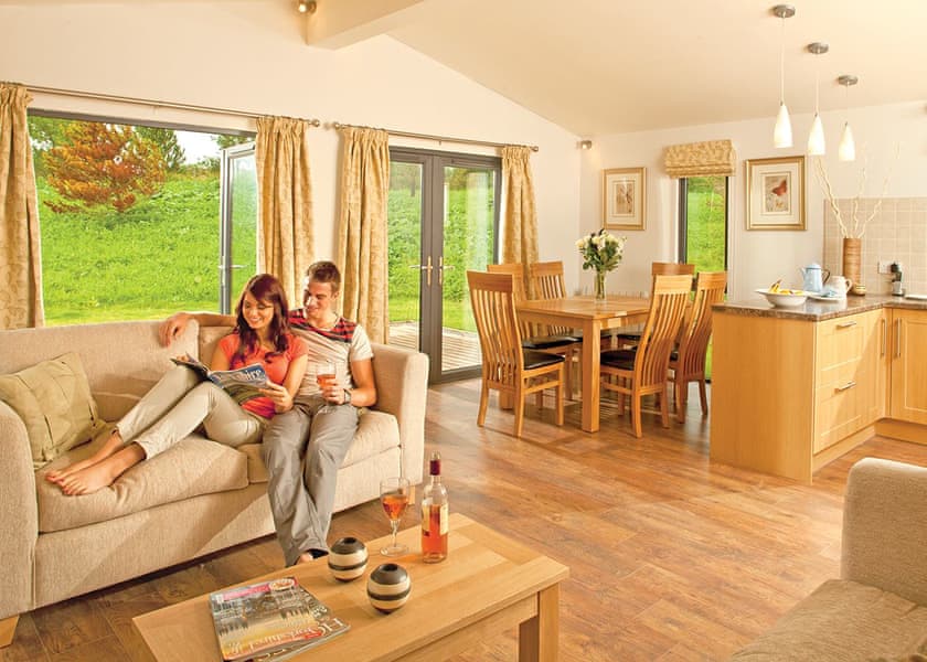 Thirsk Lodge in West Tanfield | Hoseasons